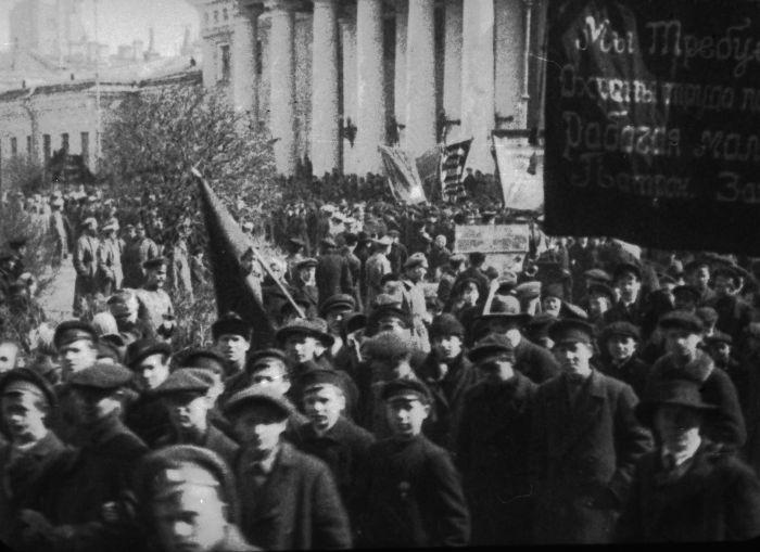 March - Revolution 1917