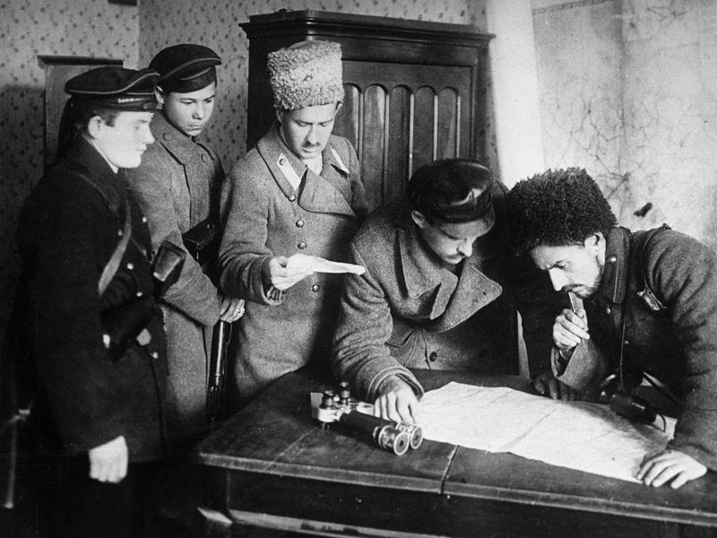 November - Revolution 1917